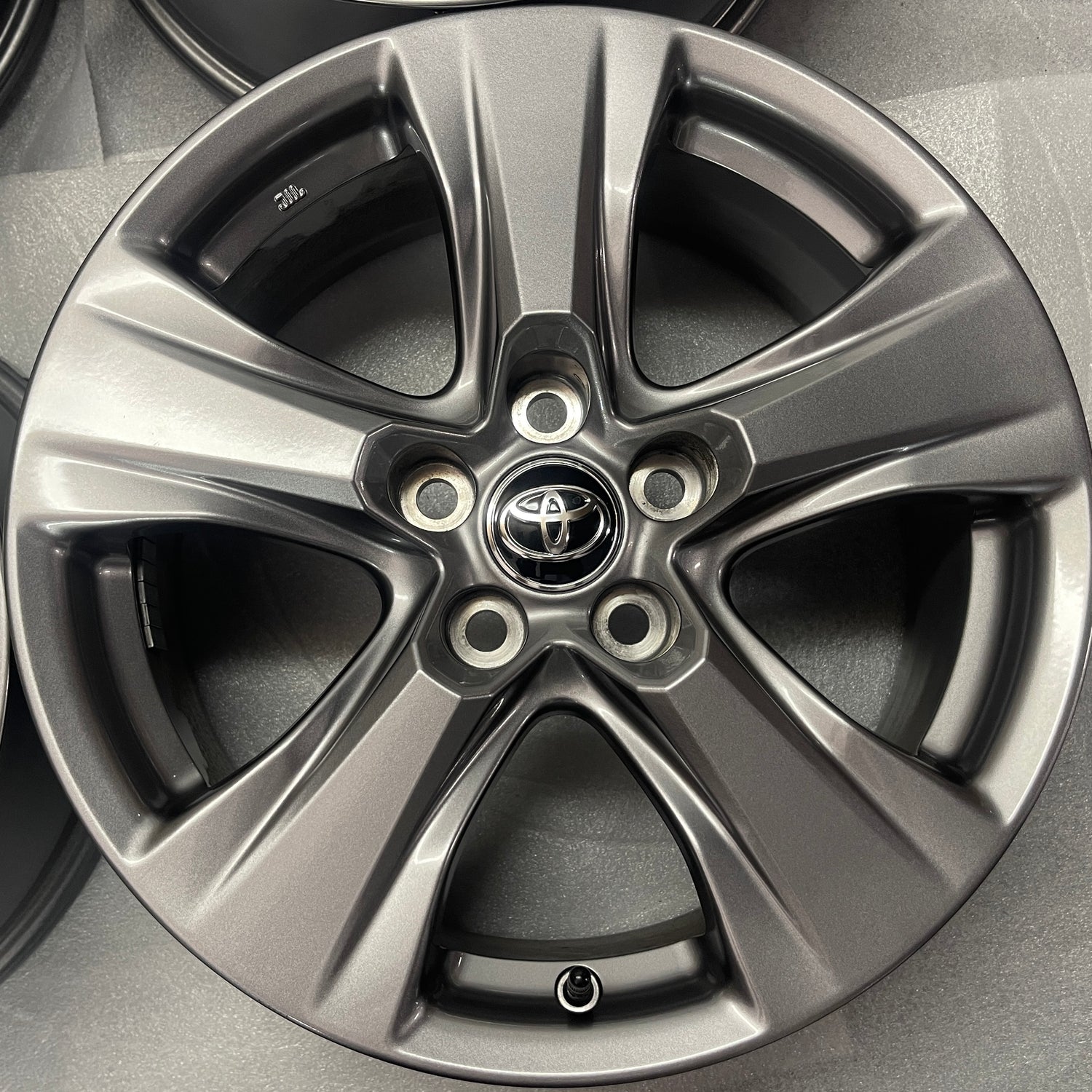 Sold Four 2019-2025 Toyota Rav4 Factory 17 Wheels OEM Rims 75240 Hyper ...